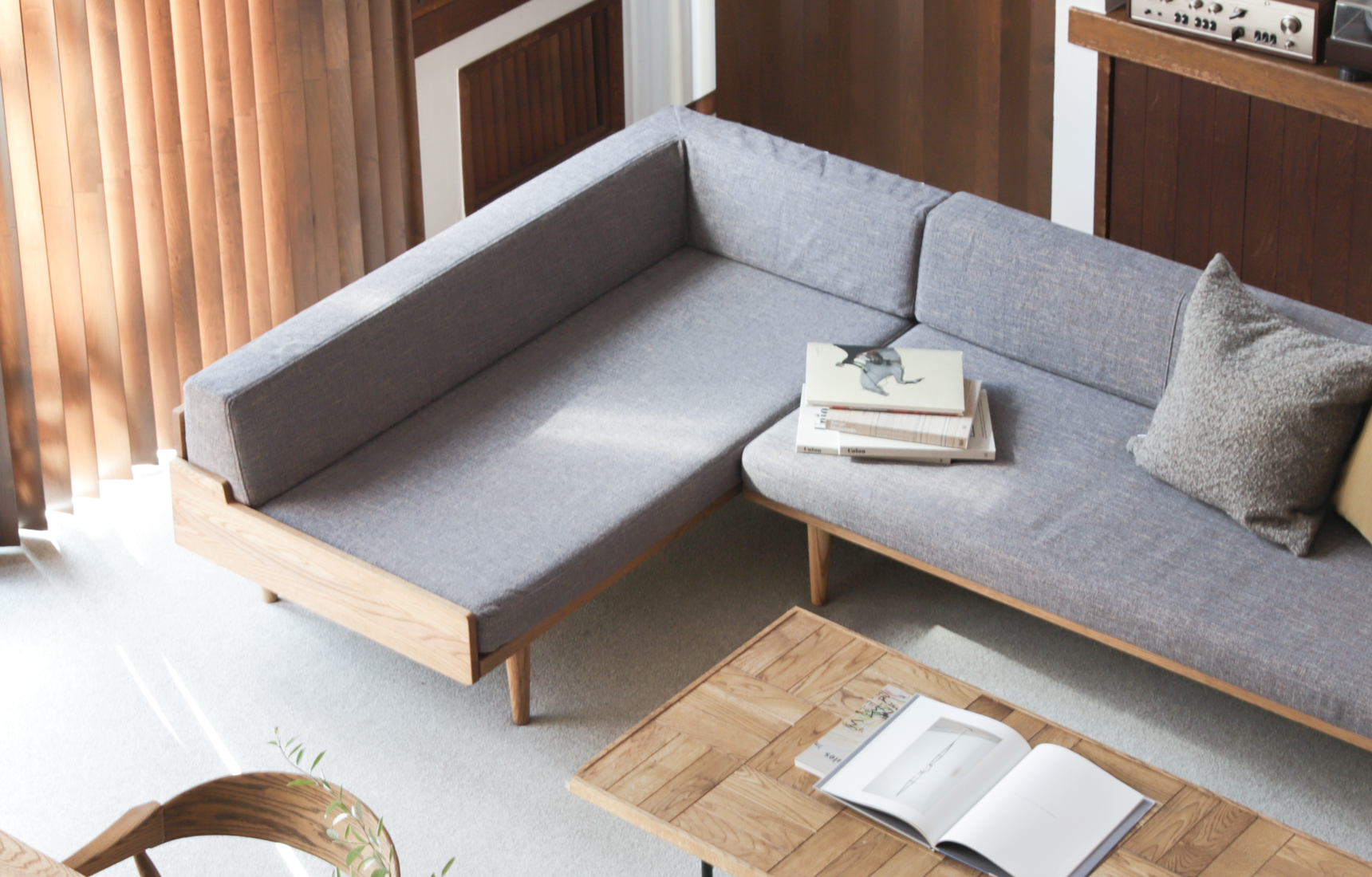 ソファレイアウトを自由に -DAY SOFA- MOMO NATURAL